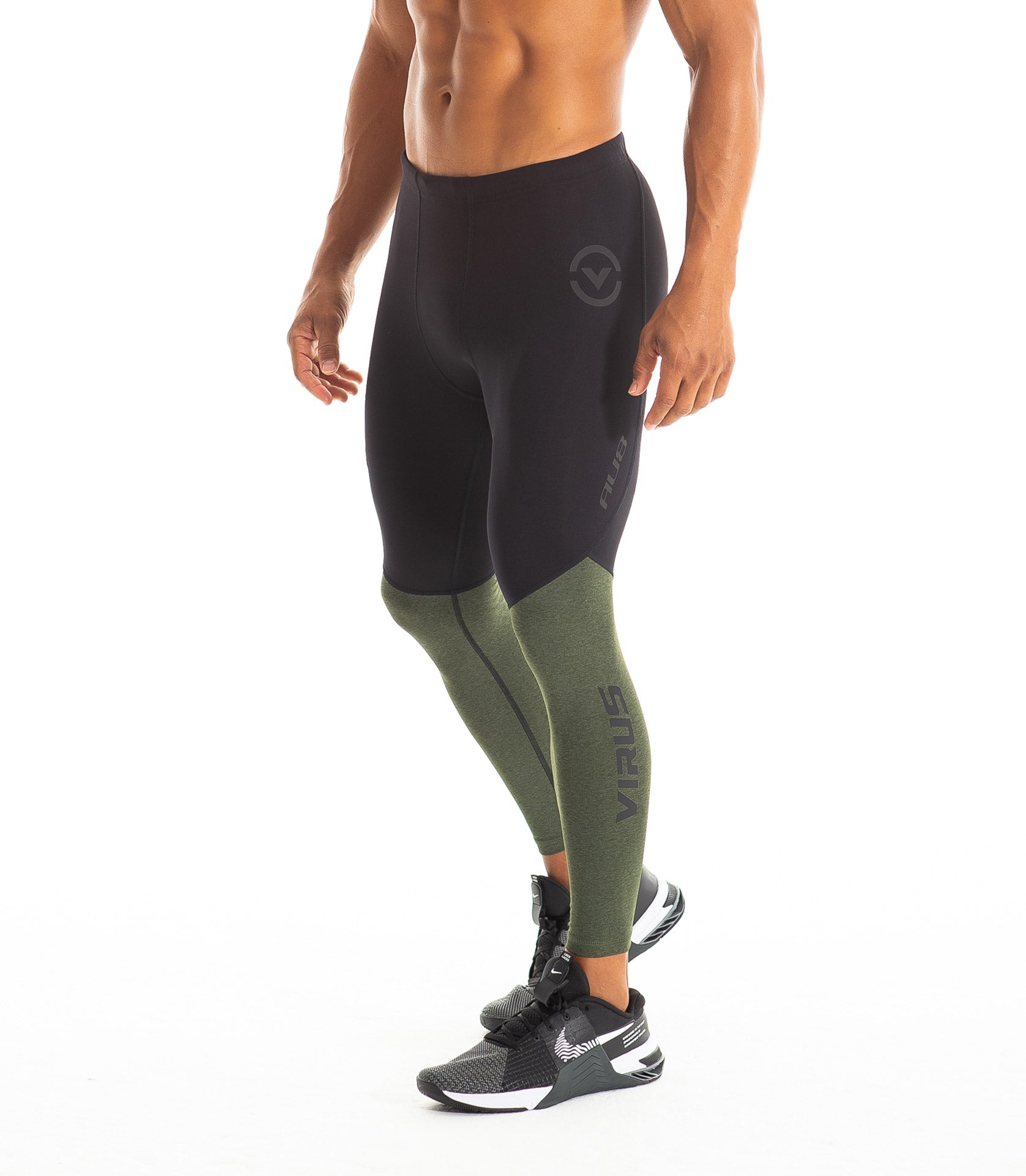 Au8 Tech Pants